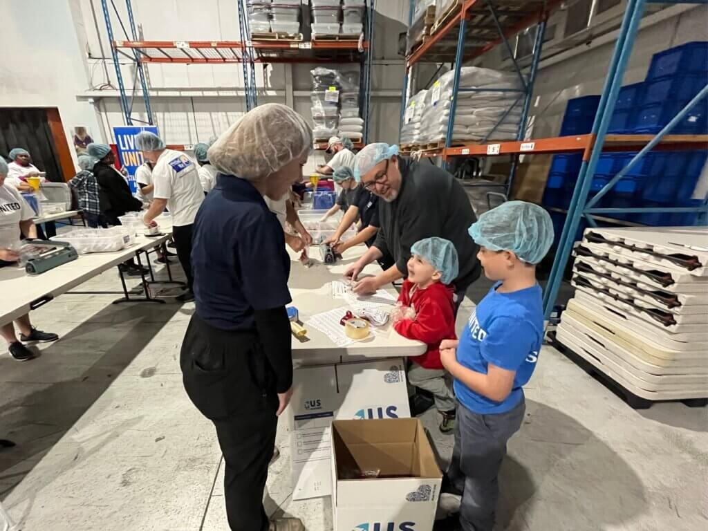 Volunteers Stand Together Against Hunger at Share the Love 2024 ...